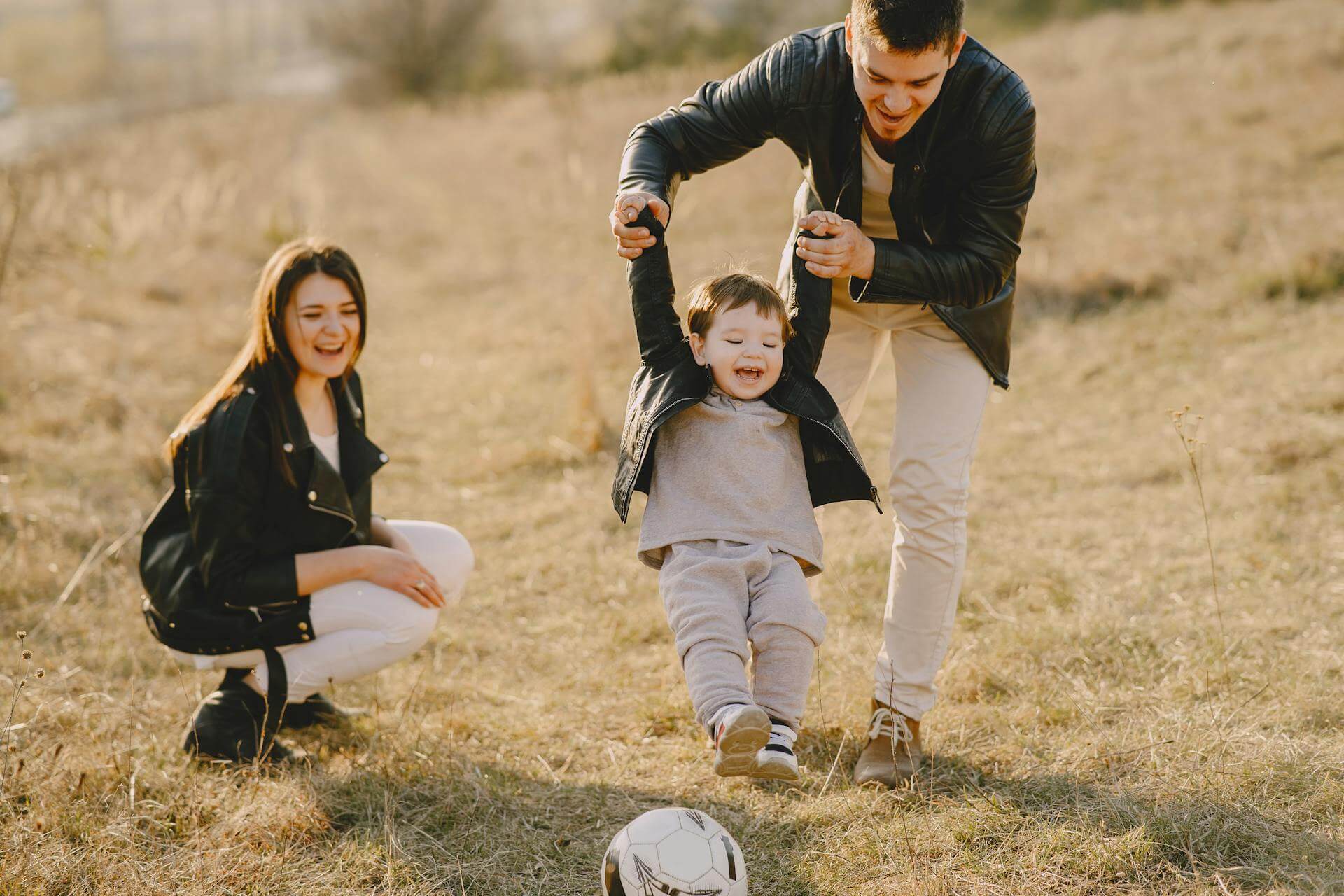 Attachment Theory: Foundations, Types & Lifelong Impact